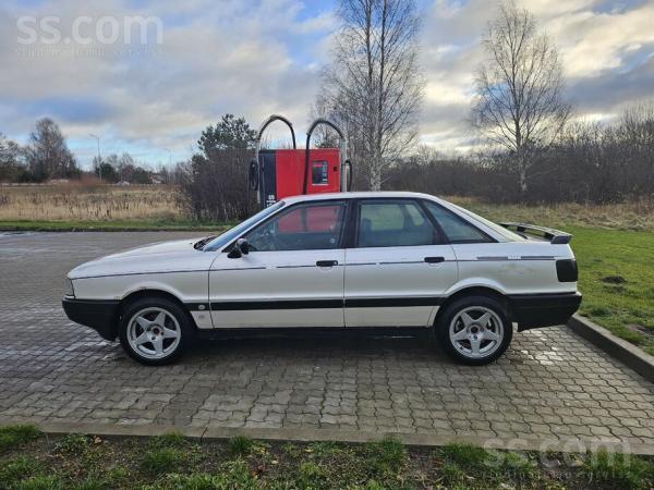 White Audi 80 1989 in Liepaja, with an engine capacity of 2.00 L and mileage of 281 thousand km for 2700 €, photo 1 on AUTOMOTO.COM.LV
