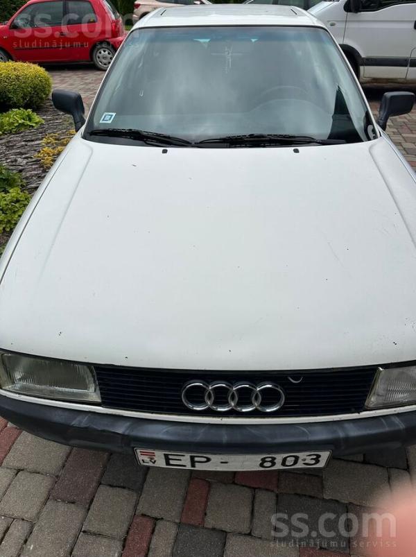 White Audi 80 1990 in Riga, with an engine capacity of 1.80 L and mileage of 330 thousand km for 600 €, photo 5 on AUTOMOTO.COM.LV