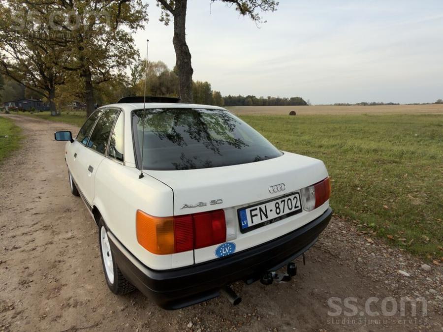 Белый Ауди 80 1990 в Валмиера, объемом двигателя 2.00 л и пробегом 315 тыс. км за 1800 €, фото 6 на AUTOMOTO.COM.LV
