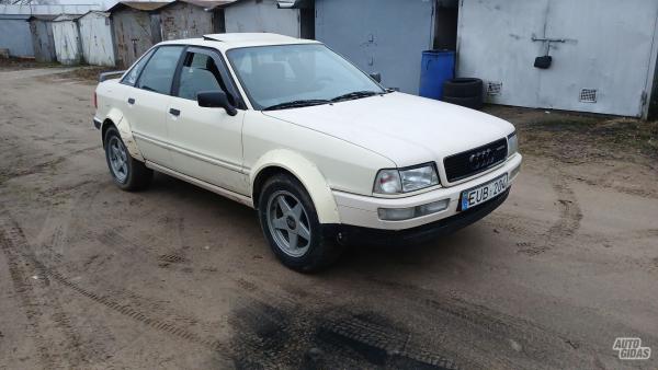 Balts Audi 80 1992 Viļņa, ar dzinēja tilpumu 2.00 L un nobraukumu 280 tūkst. km par 1700 €, foto 3 vietnē AUTOMOTO.COM.LV