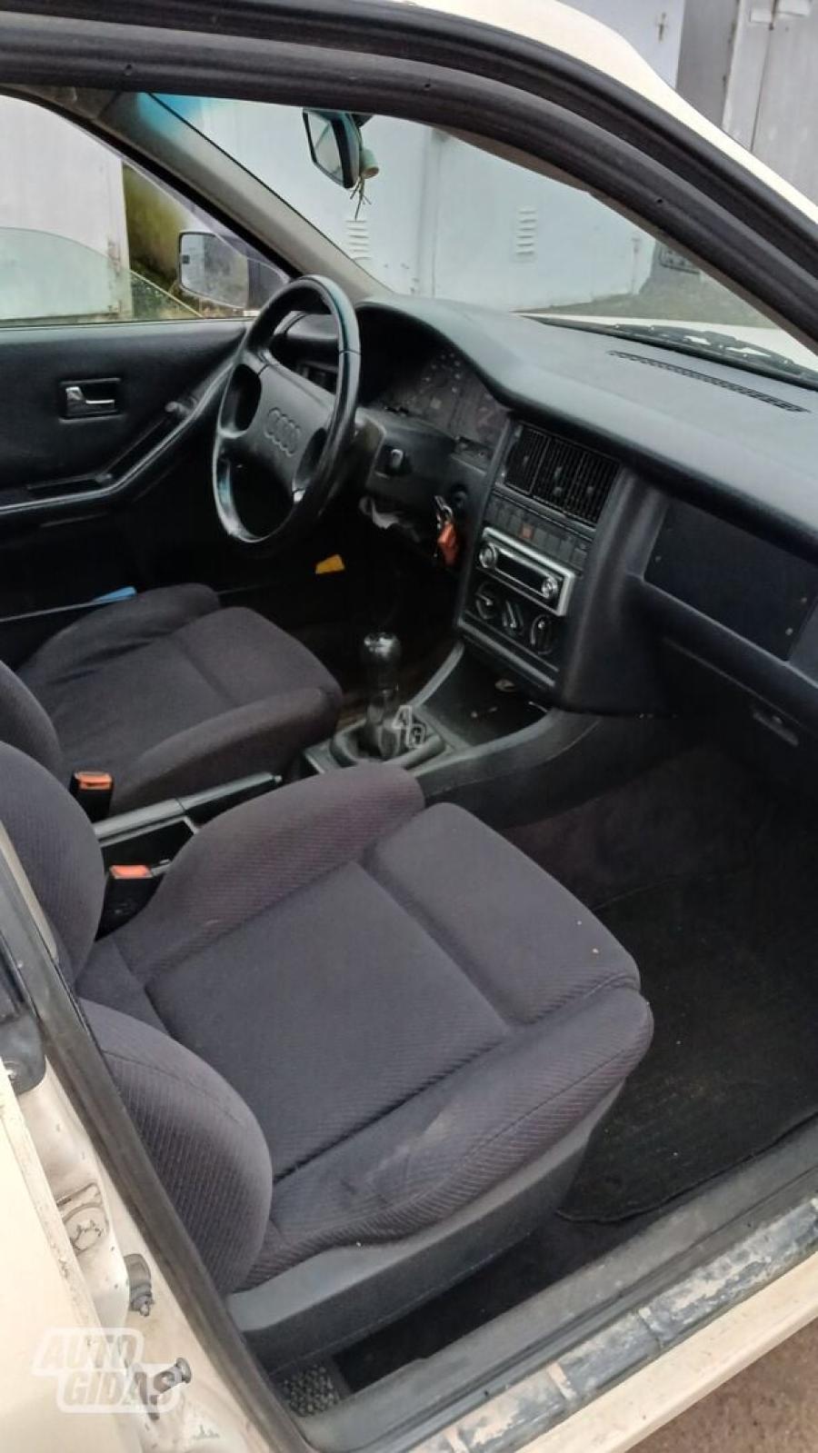 Balts Audi 80 1992 Viļņa, ar dzinēja tilpumu 2.00 L un nobraukumu 280 tūkst. km par 1700 €, foto 10 vietnē AUTOMOTO.COM.LV