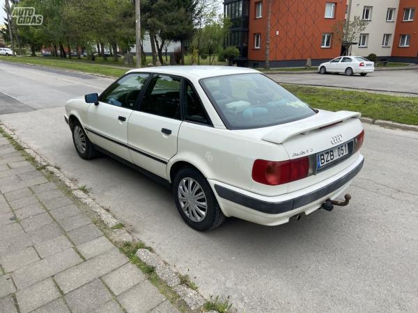 White Audi 80 1992 in Klaipeda, with an engine capacity of 2.00 L and mileage of 240 thousand km for 420 €, photo 4 on AUTOMOTO.COM.LV