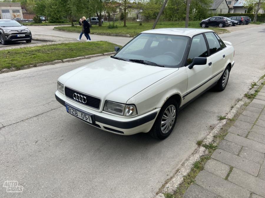 Balts Audi 80 1992 Klaipėda, ar dzinēja tilpumu 2.00 L un nobraukumu 240 tūkst. km par 420 €, foto 4 vietnē AUTOMOTO.COM.LV