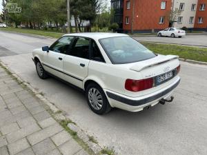 Balts Audi 80 1992 Klaipėda, ar dzinēja tilpumu 2.00 L un nobraukumu 240 tūkst. km par 420 €, foto 5 vietnē AUTOMOTO.COM.LV