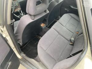 Balts Audi 80 1992 Klaipėda, ar dzinēja tilpumu 2.00 L un nobraukumu 240 tūkst. km par 420 €, foto 8 vietnē AUTOMOTO.COM.LV