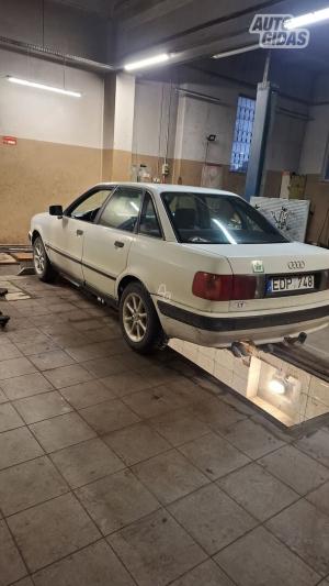 White Audi 80 1994 in Taurage, with an engine capacity of 1.90 L and mileage of 350 thousand km for 500 €, photo  on AUTOMOTO.COM.LV