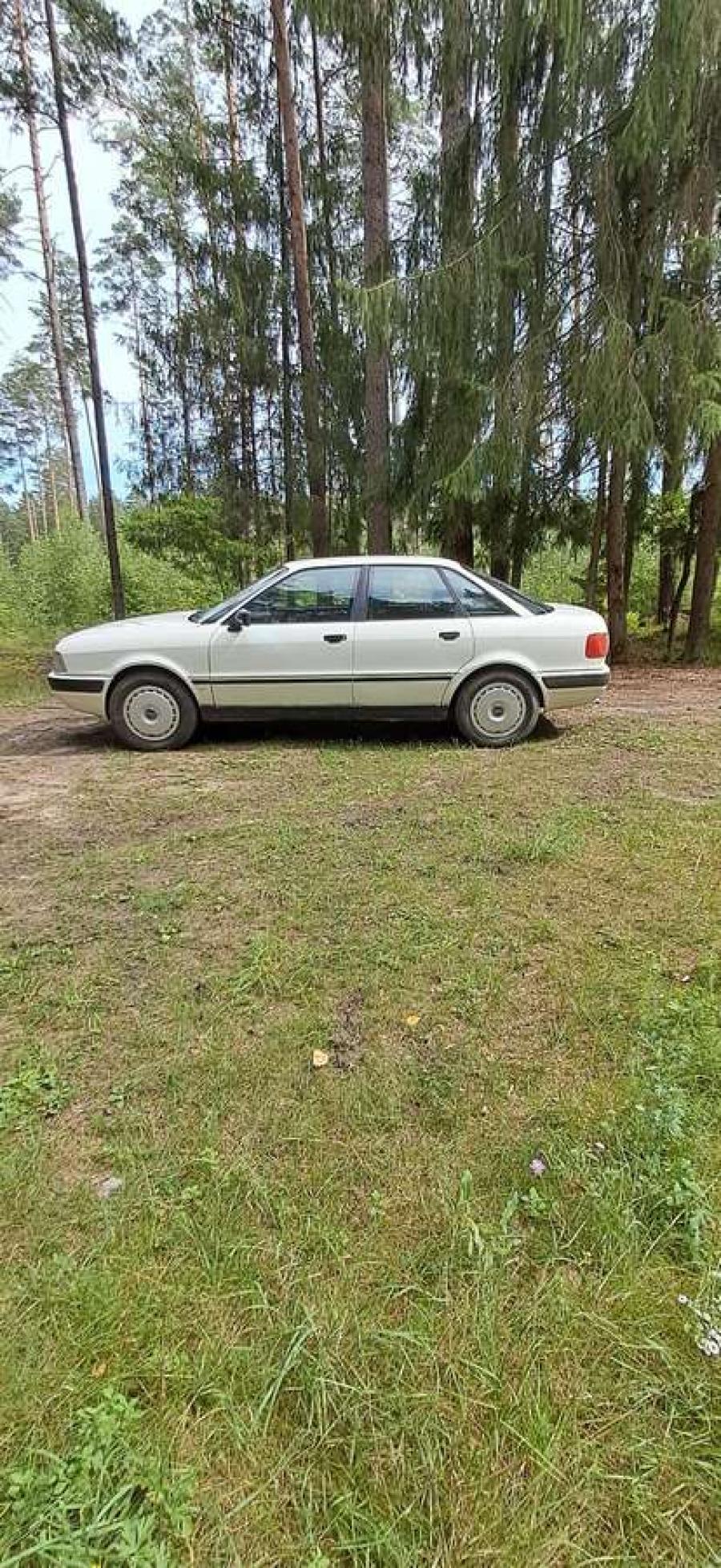 Белый Ауди 80 1994 в Алитус, объемом двигателя 1.90 л и пробегом 406 тыс. км за 1100 €, фото 6 на AUTOMOTO.COM.LV