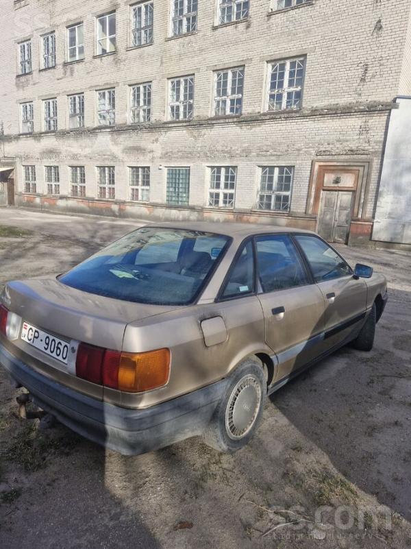 Желтый Ауди 80 1987 в Вентспилс, объемом двигателя 1.80 л и пробегом 234 тыс. км за 650 €, фото 4 на AUTOMOTO.COM.LV