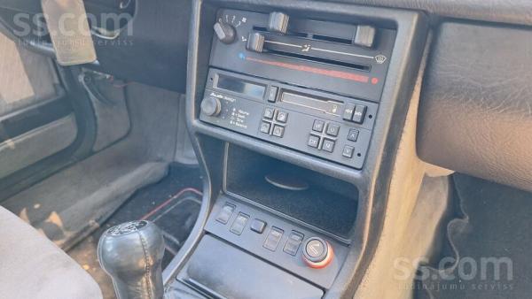 Melns Audi 90 1985 Rīga, ar dzinēja tilpumu 2.00 L un nobraukumu 226 tūkst. km par 5500 €, foto 6 vietnē AUTOMOTO.COM.LV
