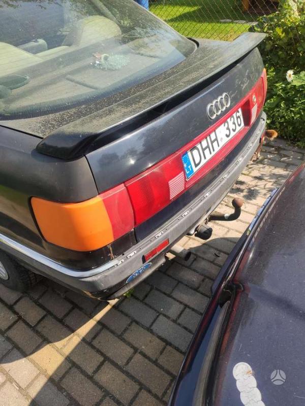 Melns Audi 90 1989 Kauņa, ar dzinēja tilpumu 2.31 L un nobraukumu 400 tūkst. km par 1200 €, foto 5 vietnē AUTOMOTO.COM.LV