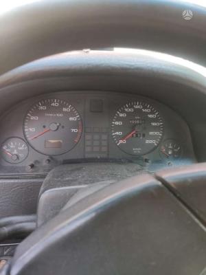 Melns Audi 90 1989 Kauņa, ar dzinēja tilpumu 2.00 L un nobraukumu 337 tūkst. km par 1200 €, foto 3 vietnē AUTOMOTO.COM.LV