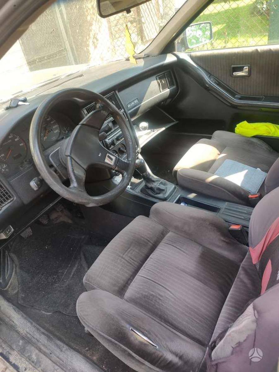 Melns Audi 90 1989 Kauņa, ar dzinēja tilpumu 2.00 L un nobraukumu 337 tūkst. km par 1200 €, foto 4 vietnē AUTOMOTO.COM.LV