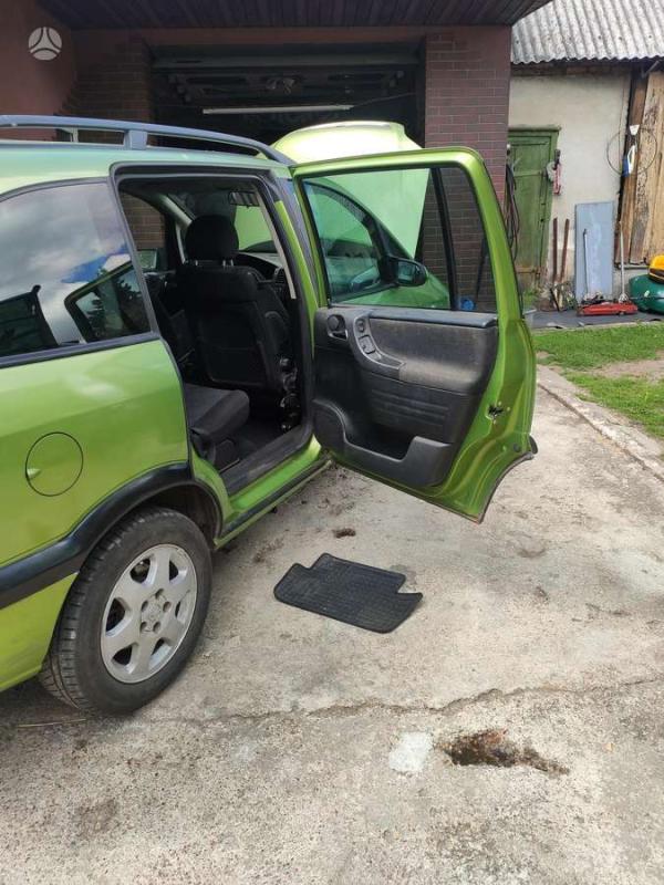 Melns Audi 90 1989 Kauņa, ar dzinēja tilpumu 2.00 L un nobraukumu 337 tūkst. km par 1200 €, foto 8 vietnē AUTOMOTO.COM.LV
