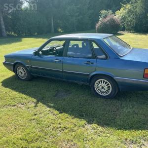 Zils Audi 90 1985 Jūrmala, ar dzinēja tilpumu 2.20 L un nobraukumu 331 tūkst. km par 5650 €, foto  vietnē AUTOMOTO.COM.LV