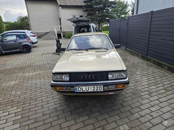 Brown Audi 90 1985 in Klaipeda, with an engine capacity of 1.99 L and mileage of 240 thousand km for 4200 €, photo 4 on AUTOMOTO.COM.LV