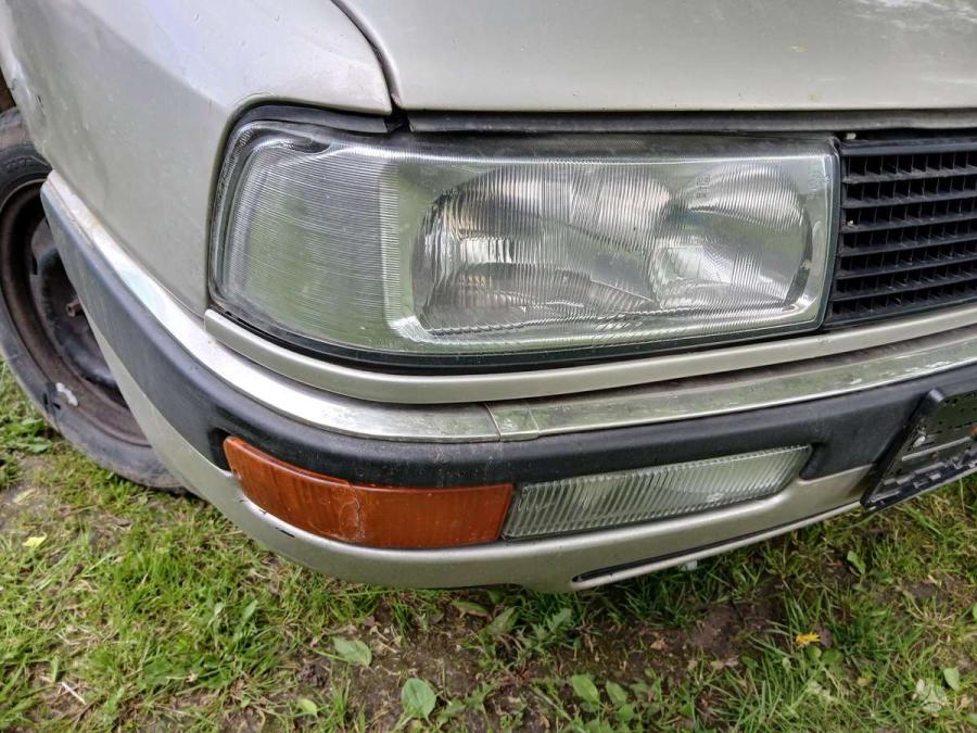 Brown Audi 90 1987 in Vilnius, with an engine capacity of 1.99 L and mileage of 250 thousand km for 750 €, photo 4 on AUTOMOTO.COM.LV