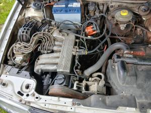 Brown Audi 90 1987 in Vilnius, with an engine capacity of 1.99 L and mileage of 250 thousand km for 750 €, photo 9 on AUTOMOTO.COM.LV