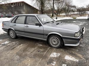 Pelēks Audi 90 1985 Cēsis, ar dzinēja tilpumu 2.00 L un nobraukumu 291 tūkst. km par 3500 €, foto 4 vietnē AUTOMOTO.COM.LV