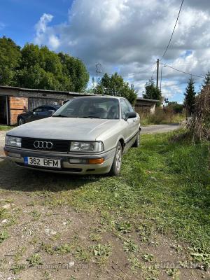 Pelēks Audi 90 1988 Jehvi, ar dzinēja tilpumu 2.30 L un nobraukumu 397 tūkst. km par 1200 €, foto  vietnē AUTOMOTO.COM.LV