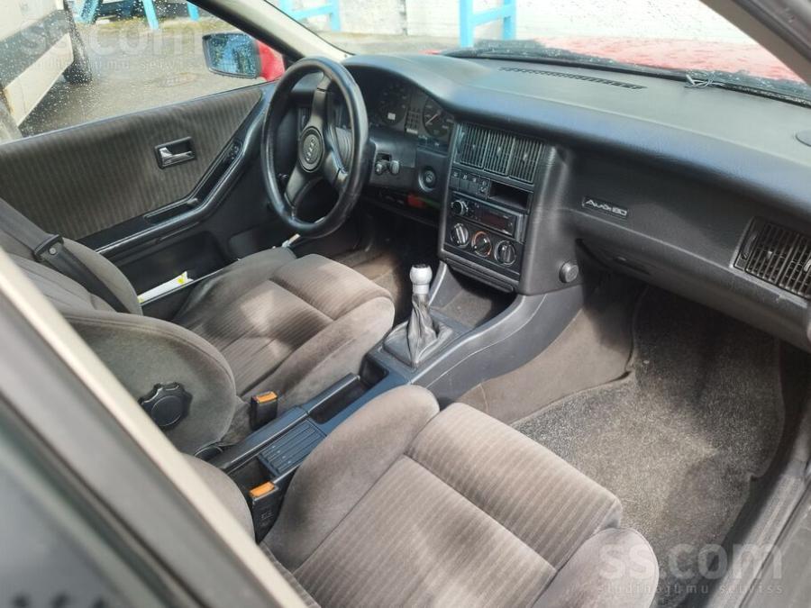 Красный Ауди 90 1990 в Рига, объемом двигателя 2.00 л и пробегом 211 тыс. км за 5200 €, фото 4 на AUTOMOTO.COM.LV