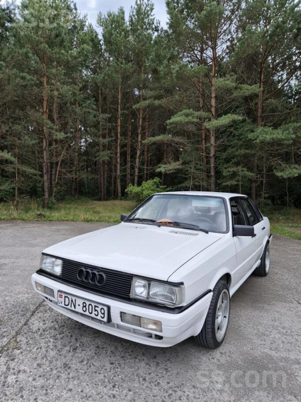 Balts Audi 90 1986 Liepāja, ar dzinēja tilpumu 2.20 L un nobraukumu 275 tūkst. km par 4500 €, foto 1 vietnē AUTOMOTO.COM.LV