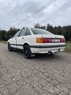 White Audi 90 1990 in Valmiera, with an engine capacity of 2.30 L and mileage of 271 thousand km for 3000 €, photo 4 on AUTOMOTO.COM.LV