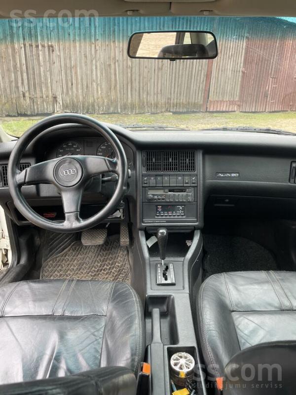 Balts Audi 90 1990 Valmiera, ar dzinēja tilpumu 2.30 L un nobraukumu 271 tūkst. km par 3000 €, foto 5 vietnē AUTOMOTO.COM.LV