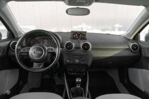 Black Audi A1 2011 in Vilnius, with an engine capacity of 1.60 L and mileage of 291 thousand km for 5150 €, photo 10 on AUTOMOTO.COM.LV