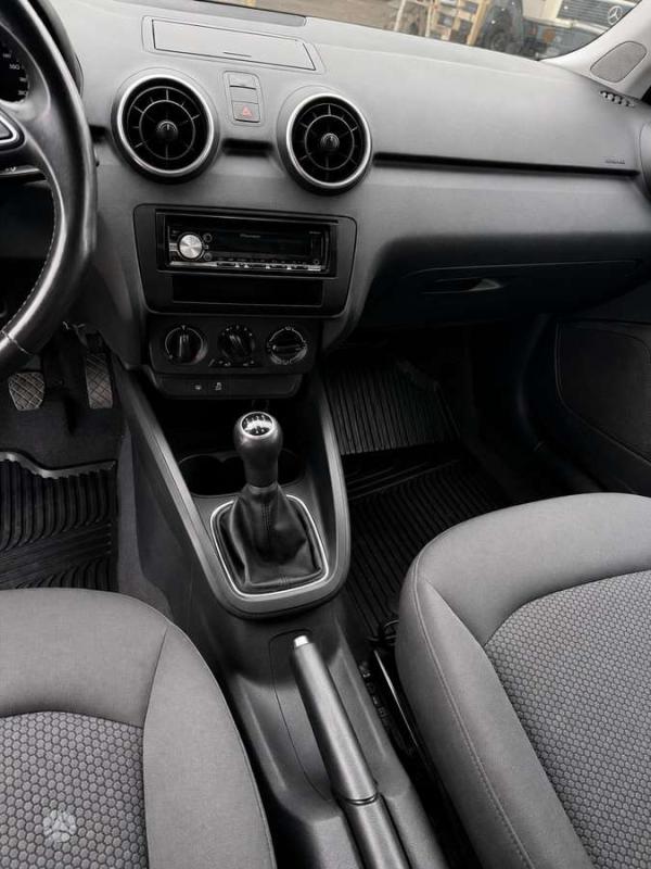 Melns Audi A1 2011 Klaipėda, ar dzinēja tilpumu 1.60 L un nobraukumu 275 tūkst. km par 4350 €, foto 6 vietnē AUTOMOTO.COM.LV