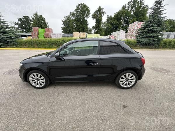 Black Audi A1 2010 in Jelgava, with an engine capacity of 1.60 L and mileage of 228 thousand km for 5500 €, photo 5 on AUTOMOTO.COM.LV