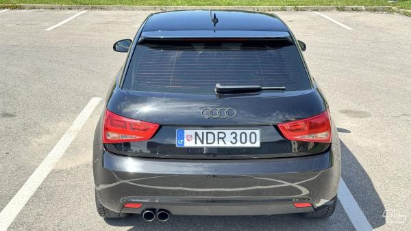 Black Audi A1 2010 in Kaunas, with an engine capacity of 1.40 L and mileage of 264 thousand km for 5800 €, photo 5 on AUTOMOTO.COM.LV
