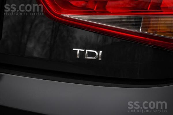 Black Audi A1 2010 in Riga, with an engine capacity of 1.60 L and mileage of 289 thousand km for 4750 €, photo 8 on AUTOMOTO.COM.LV