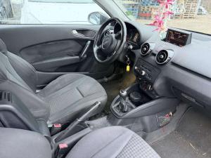 Black Audi A1 2011 in Vilnius, with an engine capacity of 1.60 L and mileage of 320 thousand km for 1900 €, photo 11 on AUTOMOTO.COM.LV
