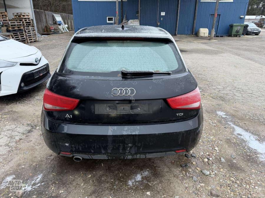 Melns Audi A1 2011 Viļņa, ar dzinēja tilpumu 1.60 L un nobraukumu 320 tūkst. km par 1900 €, foto 6 vietnē AUTOMOTO.COM.LV
