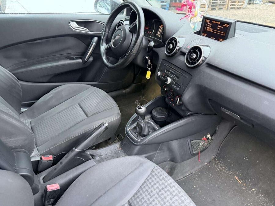 Melns Audi A1 2011 Viļņa, ar dzinēja tilpumu 1.60 L un nobraukumu 320 tūkst. km par 1900 €, foto 10 vietnē AUTOMOTO.COM.LV