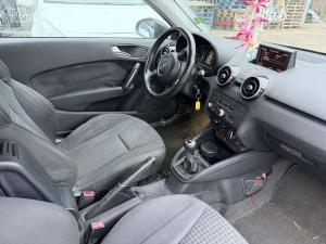 Melns Audi A1 2011 Viļņa, ar dzinēja tilpumu 1.60 L un nobraukumu 320 tūkst. km par 1900 €, foto 11 vietnē AUTOMOTO.COM.LV
