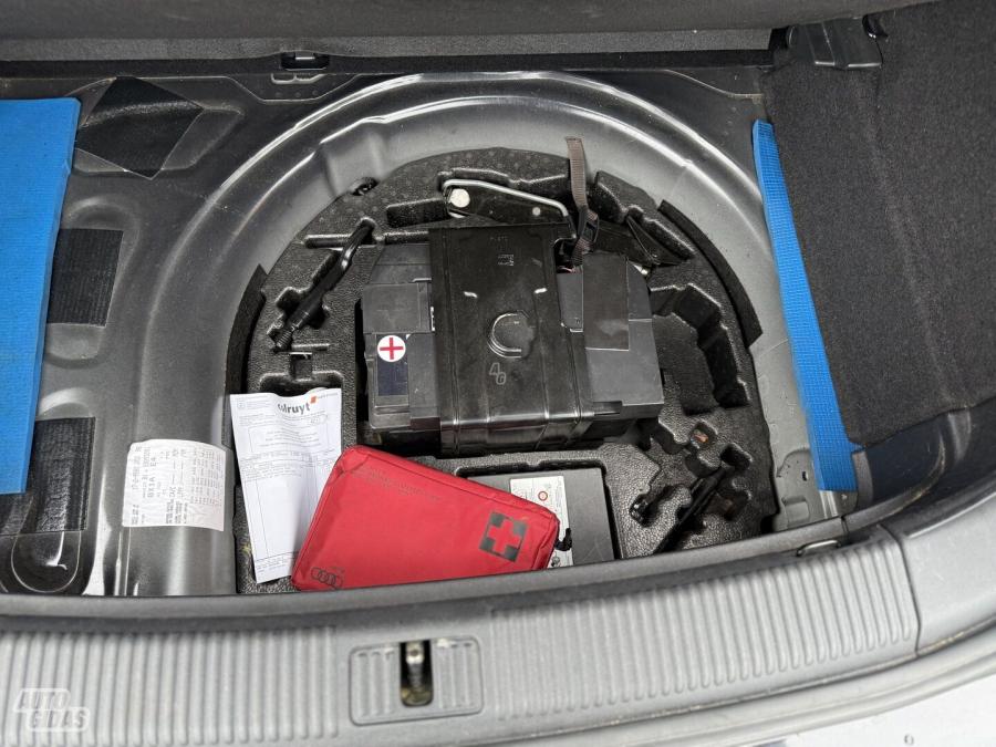 Melns Audi A1 2011 Utena, ar dzinēja tilpumu 1.60 L un nobraukumu 187 tūkst. km par 4800 €, foto 11 vietnē AUTOMOTO.COM.LV