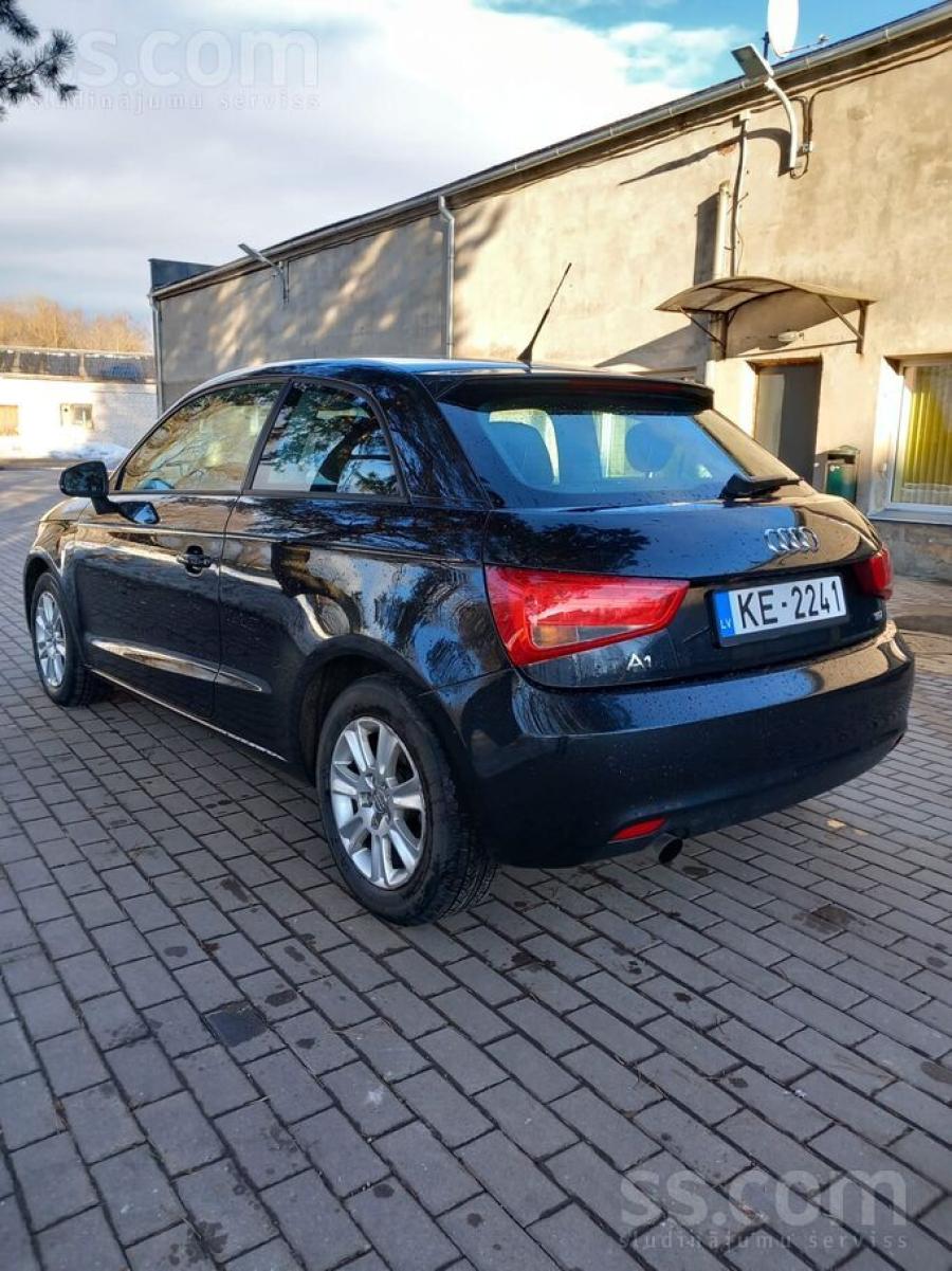Melns Audi A1 2011 Jelgava, ar dzinēja tilpumu 1.60 L un nobraukumu 260 tūkst. km par 3650 €, foto 5 vietnē AUTOMOTO.COM.LV