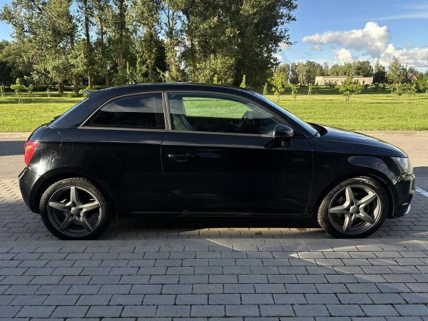 Melns Audi A1 2011 Vilkaviškis, ar dzinēja tilpumu 1.60 L un nobraukumu 133 tūkst. km par 3500 €, foto 4 vietnē AUTOMOTO.COM.LV