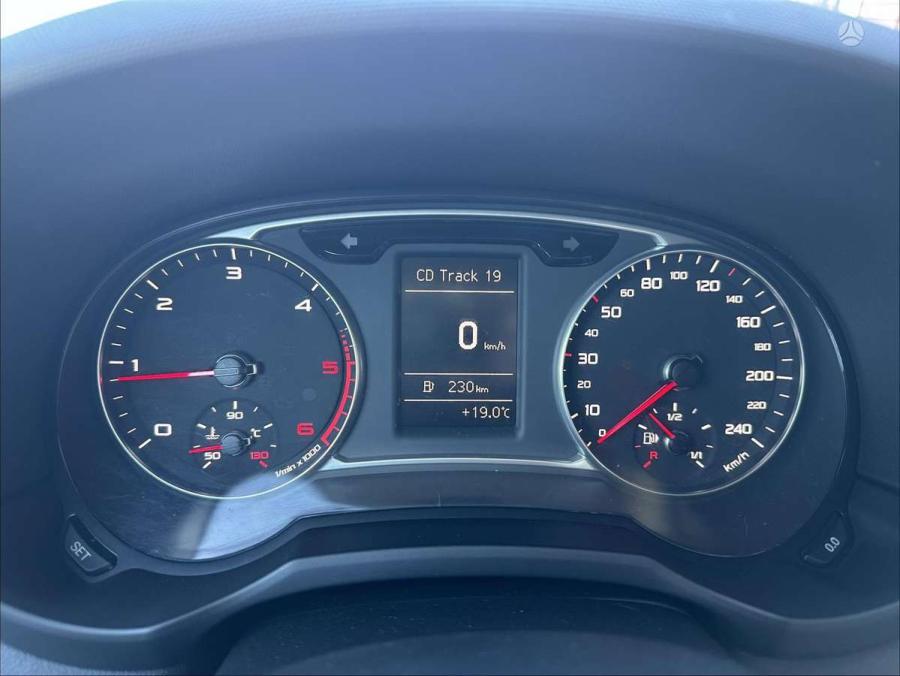 Black Audi A1 2011 in Vilkaviskis, with an engine capacity of 1.60 L and mileage of 133 thousand km for 3500 €, photo 18 on AUTOMOTO.COM.LV