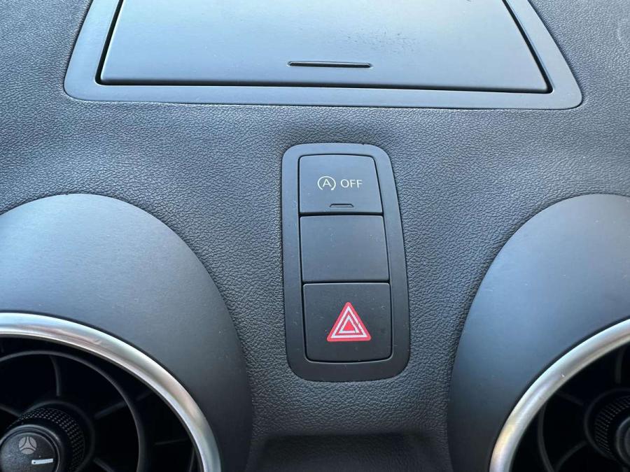 Black Audi A1 2011 in Vilkaviskis, with an engine capacity of 1.60 L and mileage of 133 thousand km for 3500 €, photo 27 on AUTOMOTO.COM.LV