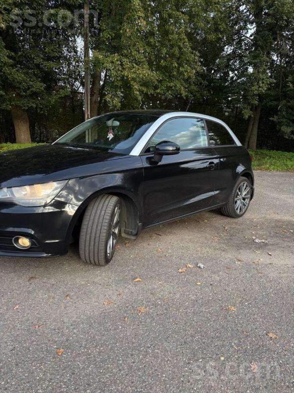 Melns Audi A1 2011 Rīga, ar dzinēja tilpumu 1.60 L un nobraukumu 349 tūkst. km par 4000 €, foto 4 vietnē AUTOMOTO.COM.LV