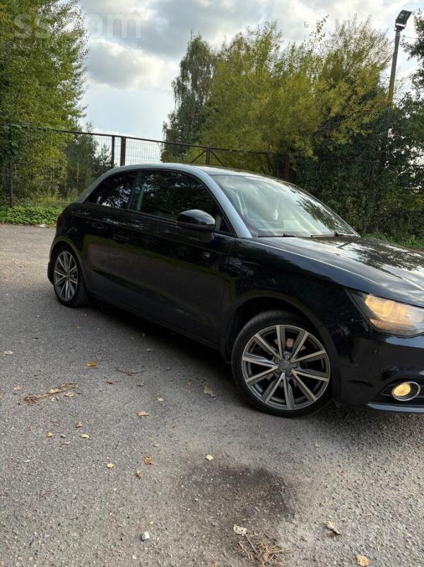 Melns Audi A1 2011 Rīga, ar dzinēja tilpumu 1.60 L un nobraukumu 349 tūkst. km par 4000 €, foto 5 vietnē AUTOMOTO.COM.LV