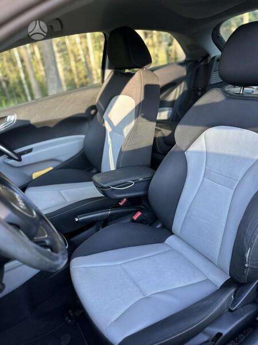 Black Audi A1 2011 in Svencionys, with an engine capacity of 1.60 L and mileage of 279 thousand km for 4500 €, photo 16 on AUTOMOTO.COM.LV