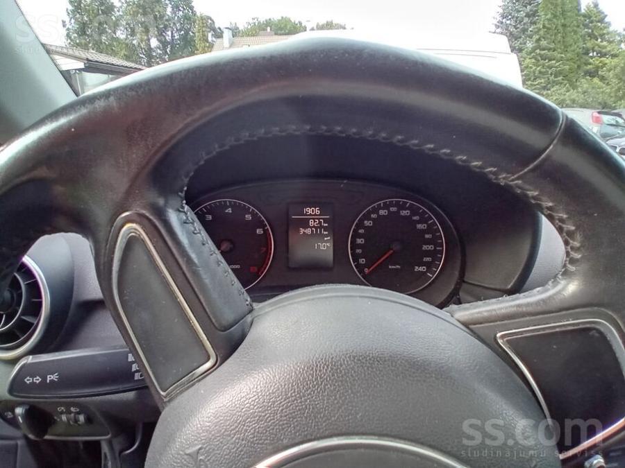 Black Audi A1 2011 in Riga, with an engine capacity of 1.20 L and mileage of 345 thousand km for 2992 €, photo 18 on AUTOMOTO.COM.LV