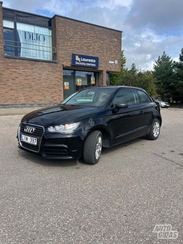 Melns Audi A1 2011 Kauņa, ar dzinēja tilpumu 1.40 L un nobraukumu 217 tūkst. km par 4100 €, foto 3 vietnē AUTOMOTO.COM.LV