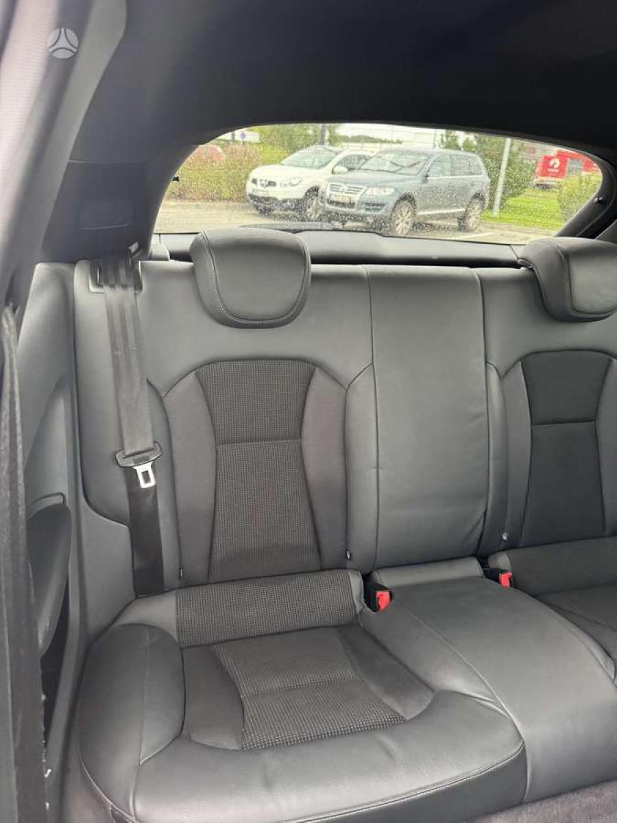 Melns Audi A1 2011 Viļņa, ar dzinēja tilpumu 1.60 L un nobraukumu 219 tūkst. km par 4750 €, foto 27 vietnē AUTOMOTO.COM.LV