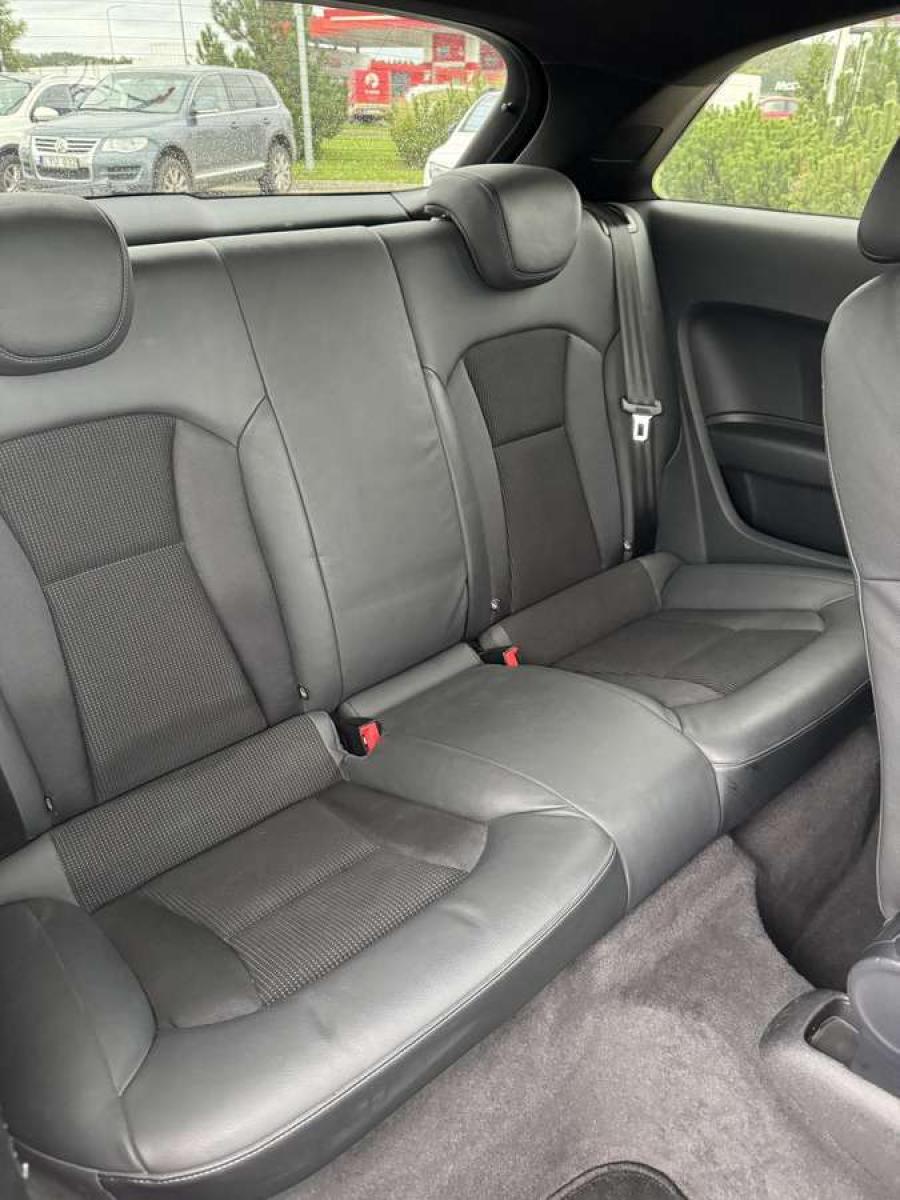 Melns Audi A1 2011 Viļņa, ar dzinēja tilpumu 1.60 L un nobraukumu 219 tūkst. km par 4750 €, foto 30 vietnē AUTOMOTO.COM.LV