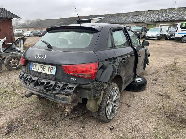 Melns Audi A1 2012 Tauragė, ar dzinēja tilpumu 1.60 L un nobraukumu 123 tūkst. km par 1750 €, foto 3 vietnē AUTOMOTO.COM.LV