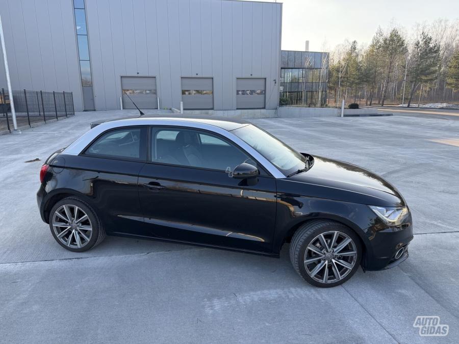 Black Audi A1 2012 in Kaunas, with an engine capacity of 1.60 L and mileage of 170 thousand km for 6490 €, photo 4 on AUTOMOTO.COM.LV